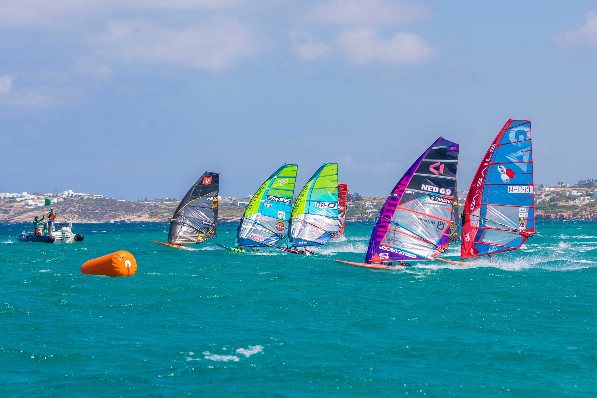 Jordy Vonk And Jenna Gibson Crowned Slalom World Champions